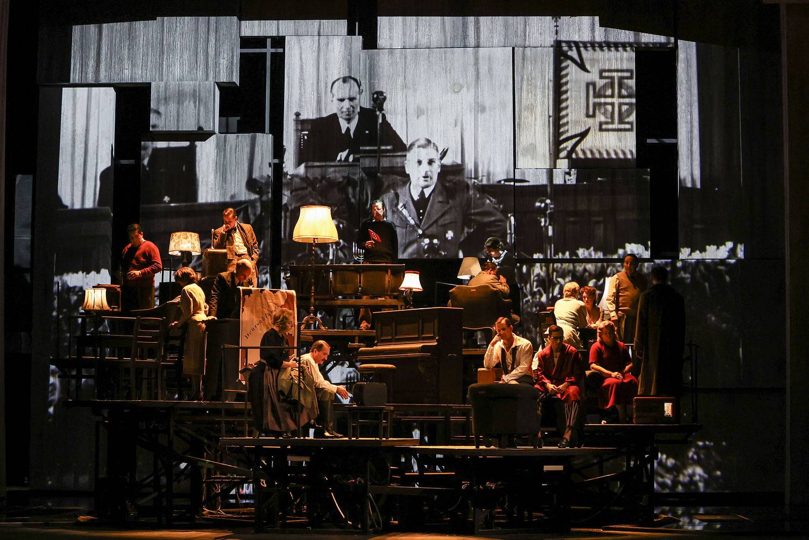 Lass uns die Welt vergessen - Volksoper 1938 - Volksoper Wien