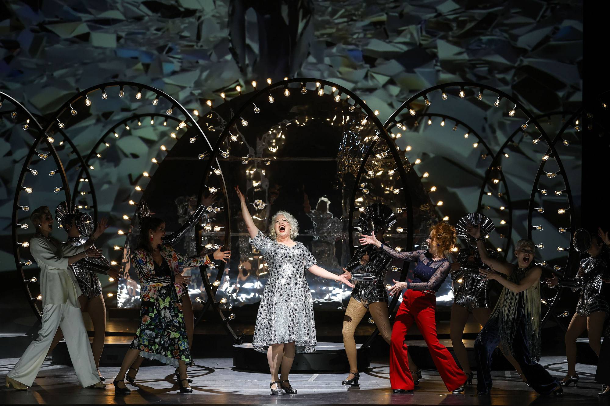 Follies - Volksoper Wien