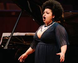 Opernstudio-Mitglied Jasmin White gewann 2. Platz beim Queen Elisabeth ...